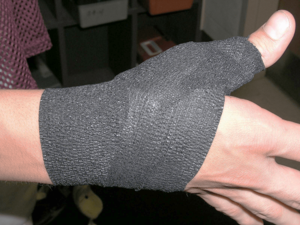 Athletic Trainer Tips: Taping and Bracing - UOA - University ...